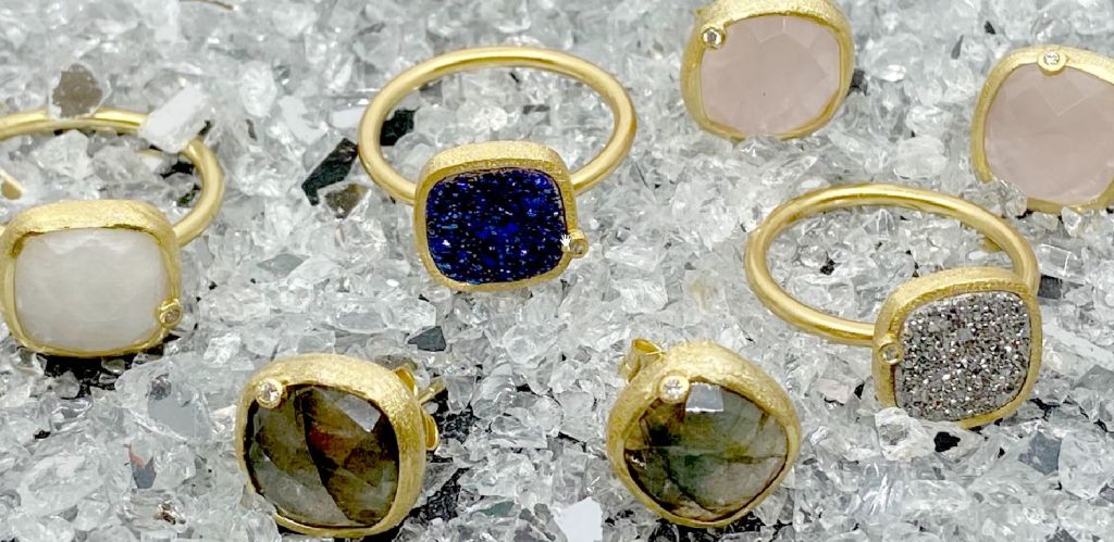 Athena Designs : Summer Online Flash Sale