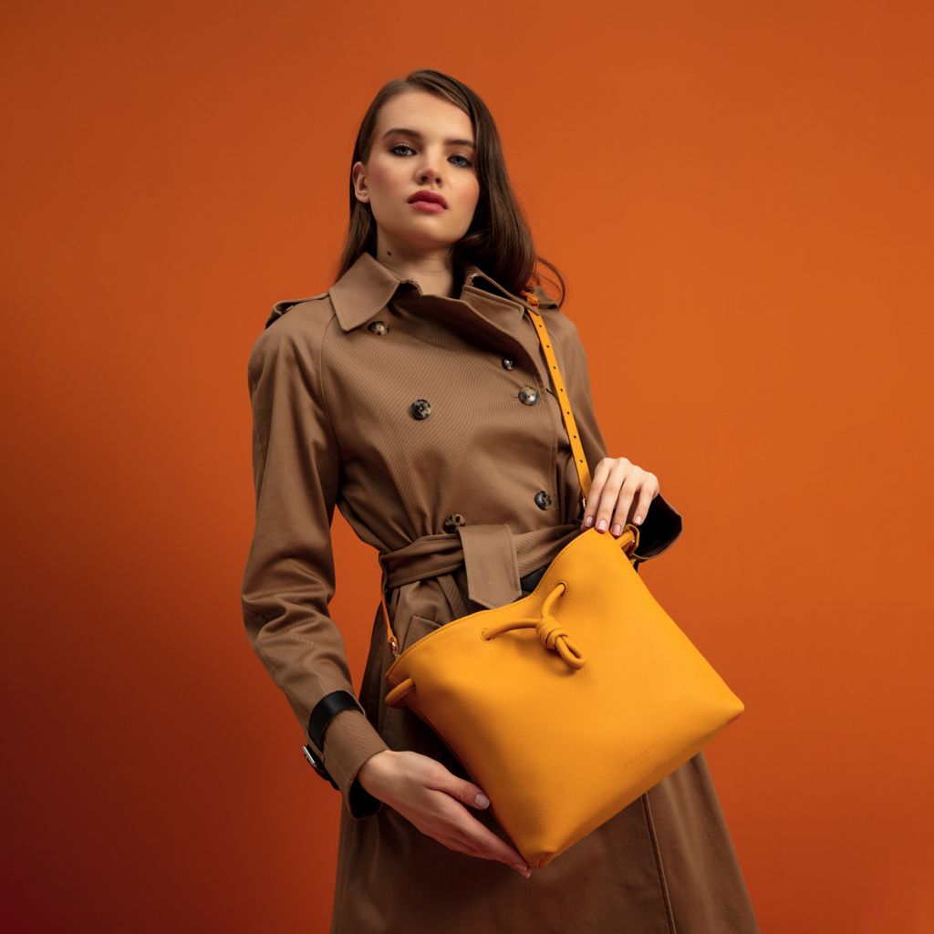 Esin Akan Online Sample Sale